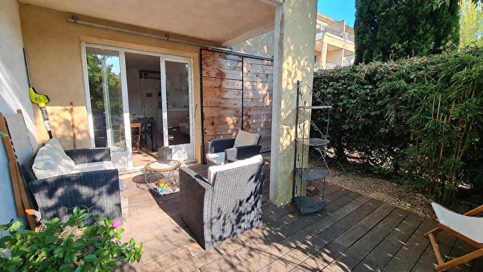 Appartement à vendre - Villeneuve-lès-Avignon, Tuilères, Vieux Moulin, Pont dAvignon - 4 pièces - 3 chambres