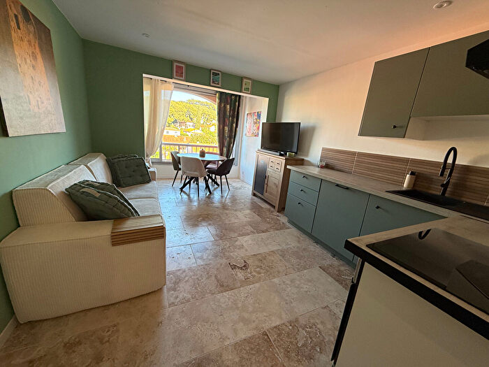 Appartement à vendre - Saint-Mandrier-sur-Mer - 2 pièces - 1 chambre