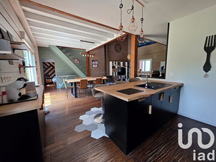 Maison à vendre - Arraute-Charritte - 6 pièces - 4 chambres