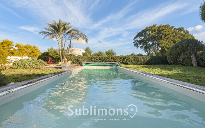 Maison à vendre - Sarzeau, Brillac, Kerguillo - 6 pièces - 5 chambres