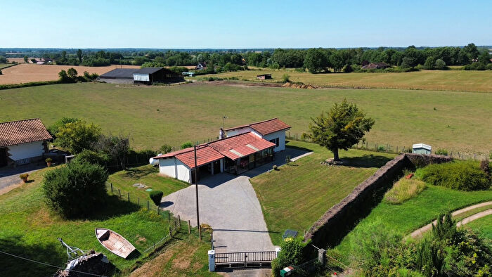 Maison 3 pièces à vendre à La Chapelle-Thècle