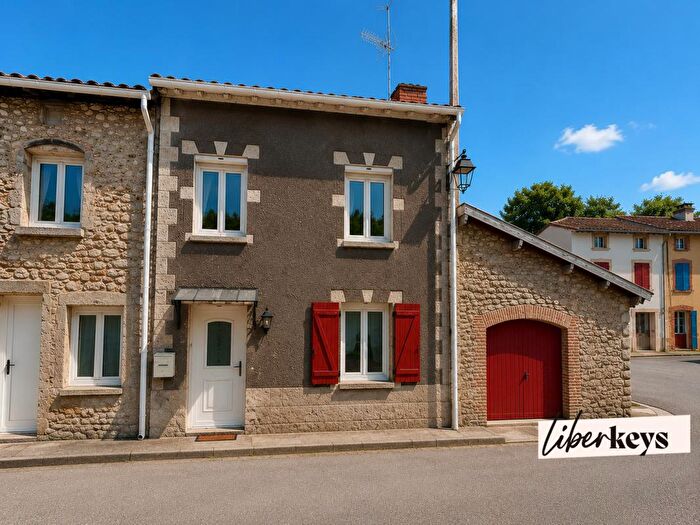 Maison 4 pièces à vendre à Bonnac