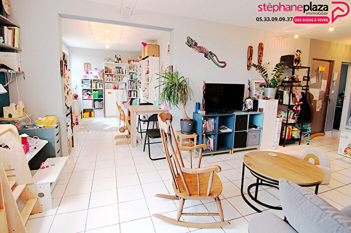 Appartement à vendre - Mérignac, Centre-ville - 4 pièces - 3 chambres