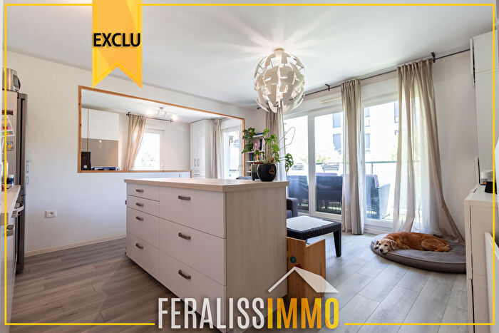 Appartement à vendre - Cergy, Les Hauts-de-Cergy - 4 pièces - 2 chambres