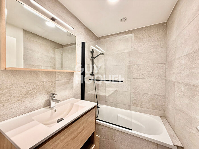 Appartement à louer - Aix-les-Bains, Centre-ville - 1 pièce