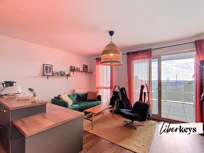 Appartement à vendre - Guipavas, Centre-ville - 3 pièces - 2 chambres
