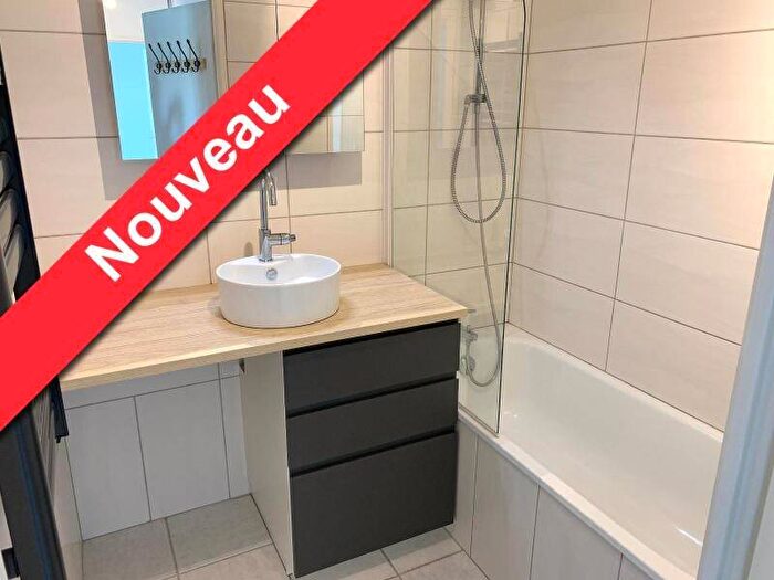 Appartement à louer - Encagnane, Aix-en-Provence - 2 pièces - 1 chambre