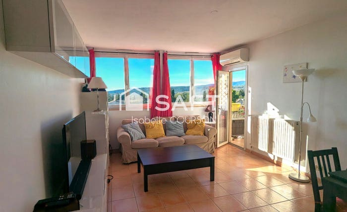 Appartement 3 pièces à vendre - Pertuis, Centre-ville, Fours à Chaux, Claret