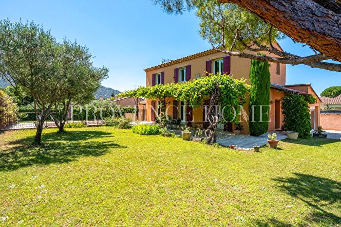 Maison 5 pièces à Maubec, à vendre