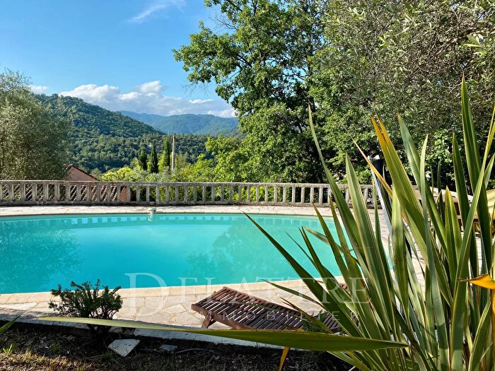 Le Tignet : Appartement 6 pièces à vendre