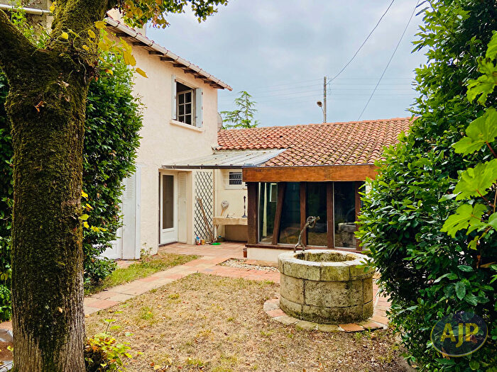 Maison à vendre - Lesparre-Médoc - 4 pièces - 3 chambres