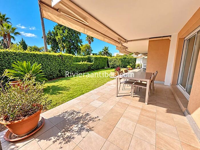 Appartement 4 pièces à vendre - Antibes, Antibes-les-Pins, Trianon, Le Fournel, Peyregoue