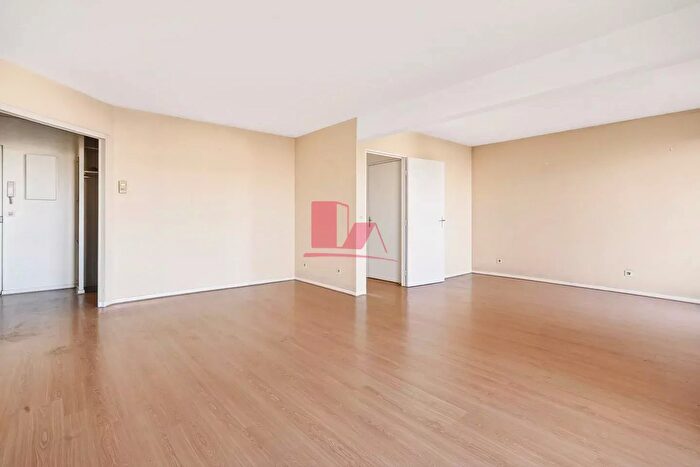 Appartement à vendre - Vanves, Hauts-de-Vanves - 3 pièces - 2 chambres