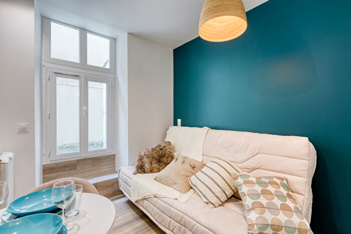 Appartement à louer - Paris e , Belleville - 1 pièce