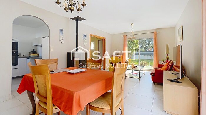 Maison à vendre - Plescop - 5 pièces - 3 chambres