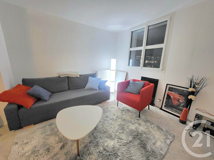 Appartement à louer - Massy, Centre-ville - 3 pièces - 2 chambres