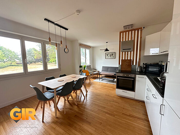 Appartement à louer - Saint-Jacques-de-la-Lande - 1 pièce - 1 chambre