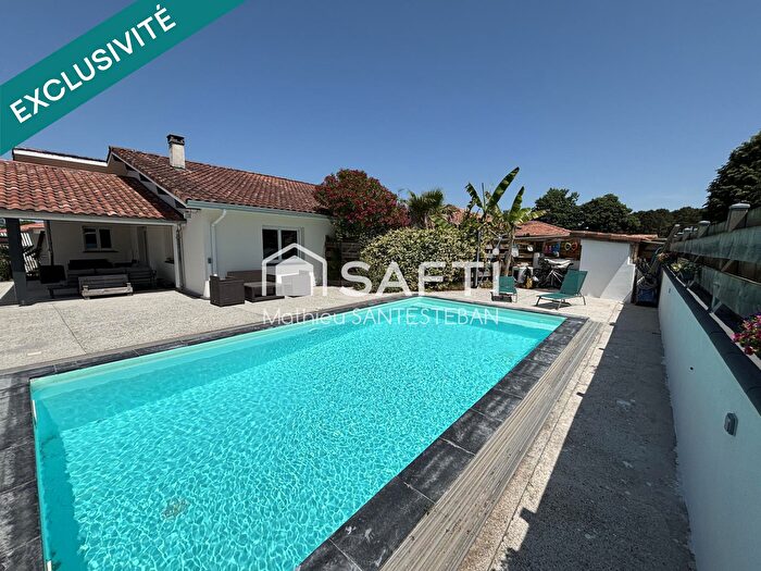 Maison 5 pièces à Tosse, à vendre