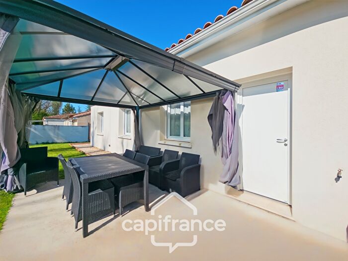 Sainte-Livrade-sur-Lot - Maison 4 pièces à vendre