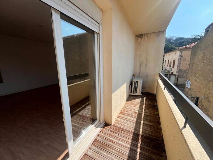 Appartement à louer - Est, Bollène - 3 pièces - 2 chambres