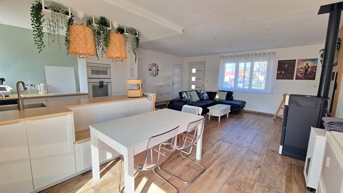 Maison 3 pièces à vendre à Saint-Jean-de-la-Ruelle, Trois Fontaines, Petite Espère, Clémenceau