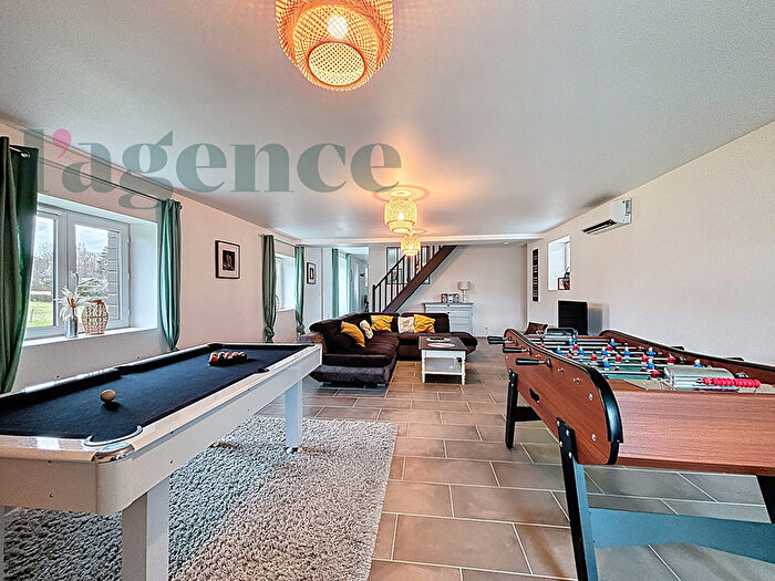 Maison à vendre - Ventes-Saint-Rémy - 7 pièces - 5 chambres