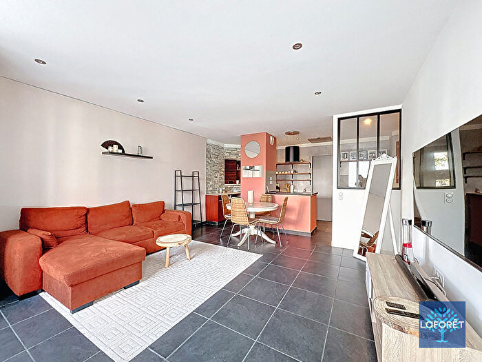 Appartement à louer - Saint-Sébastien-sur-Loire, Ouest - 2 pièces - 1 chambre