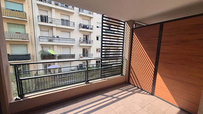 Appartement 1 pièce à Nice, Libération, à louer