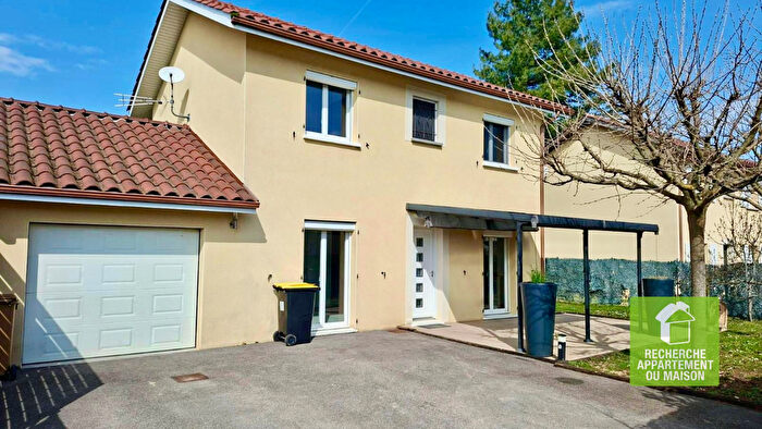 Maison à vendre - Hières-sur-Amby - 4 pièces - 3 chambres