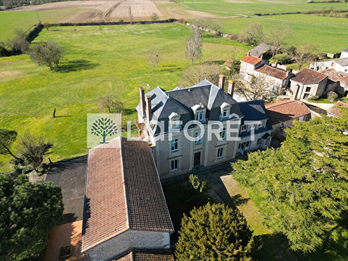 Maison à vendre - Sainte-Verge - 15 pièces - 8 chambres