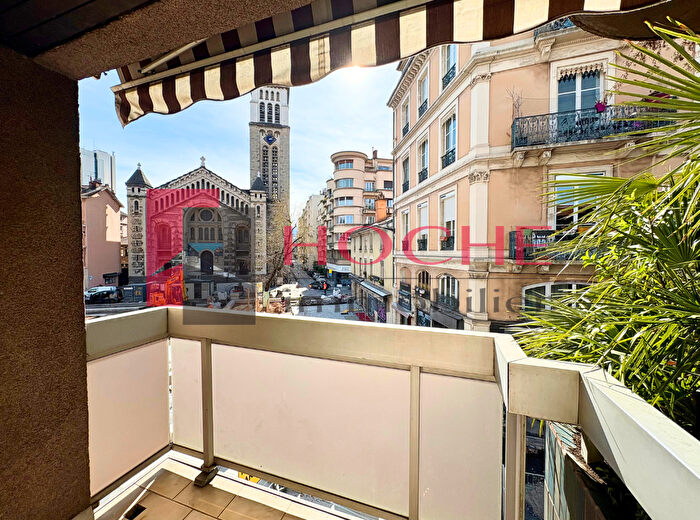 Appartement à louer - Grenoble, Centre-ville - 3 pièces - 2 chambres