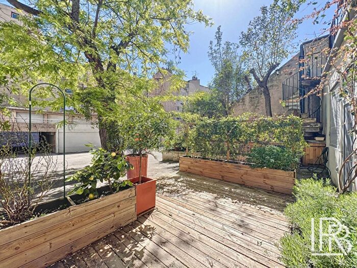Cinq Avenues, Marseille ème arrondissement - Appartement 3 pièces à louer