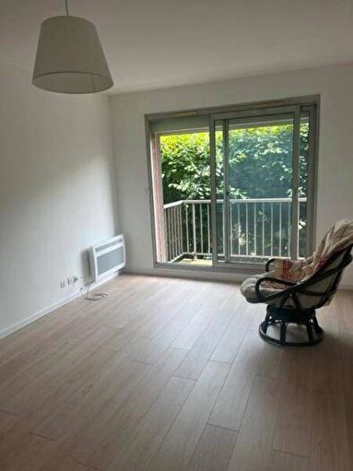Appartement à louer - Faubourg de Cambrai et de Paris, Douai - 2 pièces - 1 chambre