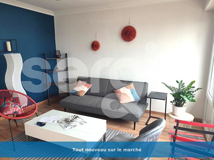 Appartement à louer - Angers, Roseraie - 4 pièces - 3 chambres