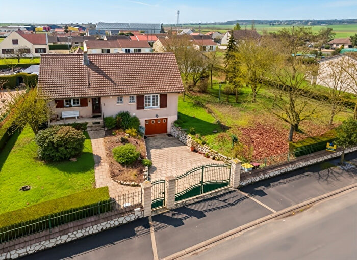 Pouançay : Maison 5 pièces à vendre