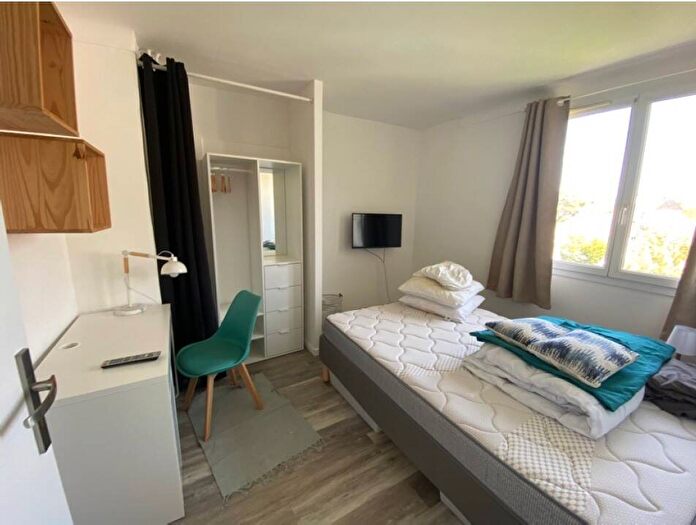 Appartement à louer - Douet, Saint-Sébastien-sur-Loire - 5 pièces - 1 chambre