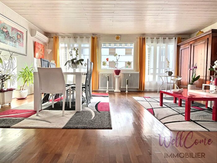 Appartement à vendre - Aix-les-Bains, Centre-ville - 3 pièces - 2 chambres