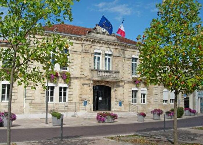 Maison à louer - Le Bouscat - 2 pièces - 1 chambre