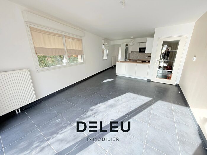 Wasquehal, Noir Bonnet, Rue Pasteur : Appartement 3 pièces à vendre
