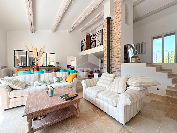 Maison à vendre - La Tour-dAigues - 5 pièces - 3 chambres