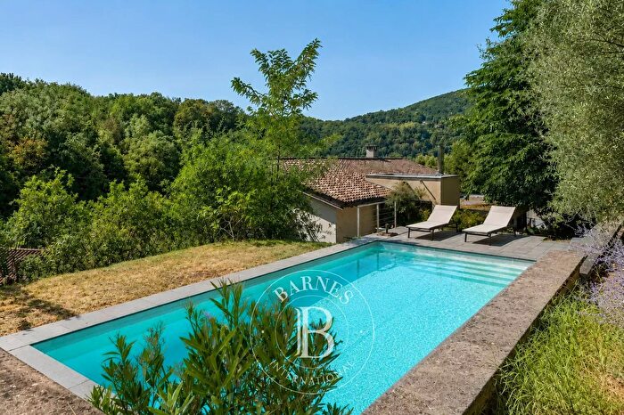 Rochetaillée-sur-Saône : Maison 8 pièces à vendre