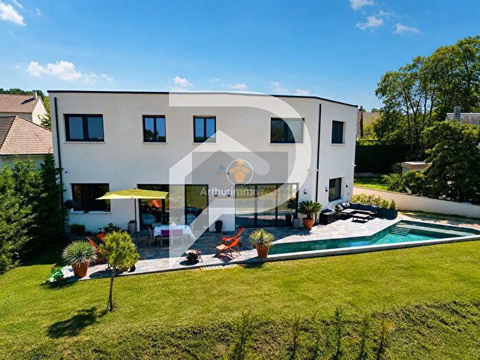 Orgeval : Maison 8 pièces à vendre