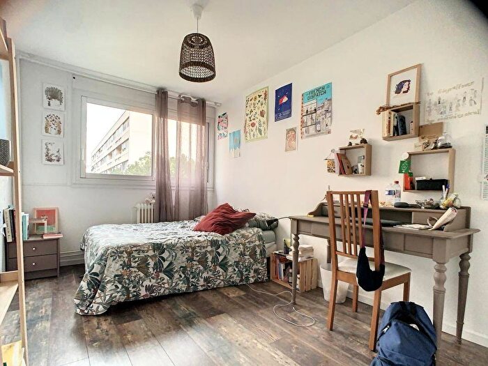 Appartement 1 pièce à louer à Moulin à Vent-Ernest Renan, Vénissieux