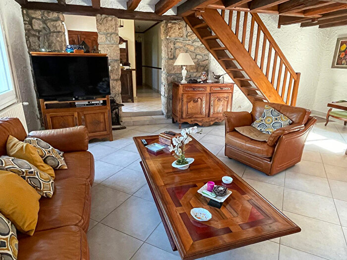 Maison à vendre - Saint-Jean-de-la-Ruelle, Guillaumière, La Vaudière, Clos du Sergent - 6 pièces - 4 chambres