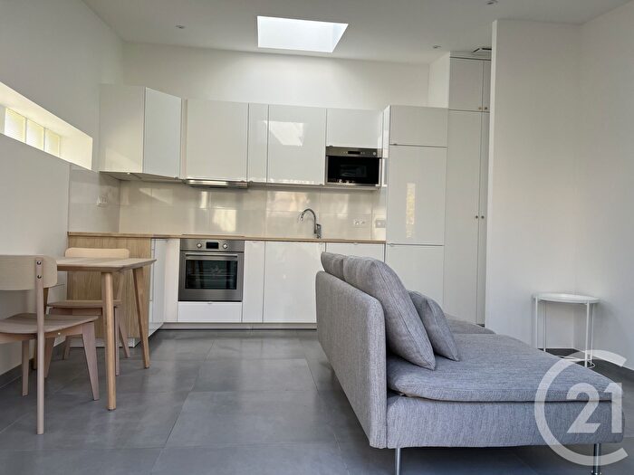 Maison à louer - Champigny-sur-Marne, Coeuilly Village Parisien - 2 pièces - 1 chambre