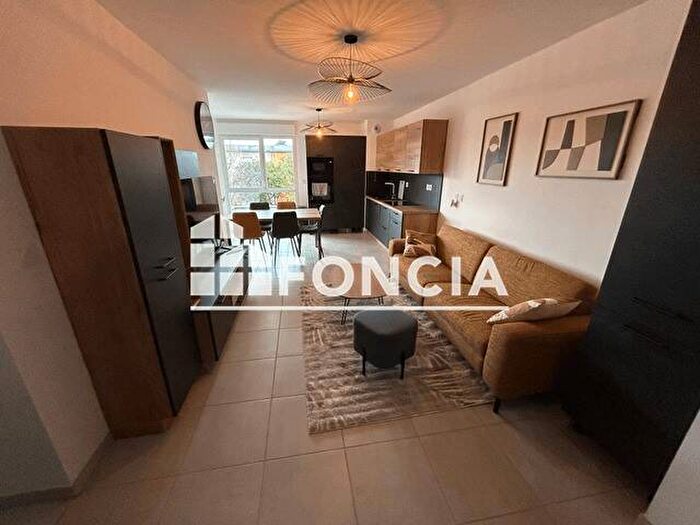 Appartement à louer - Briffaut Rousset-Laprat Maninet-Fontlozier La Palla, Valence - 4 pièces - 3 chambres