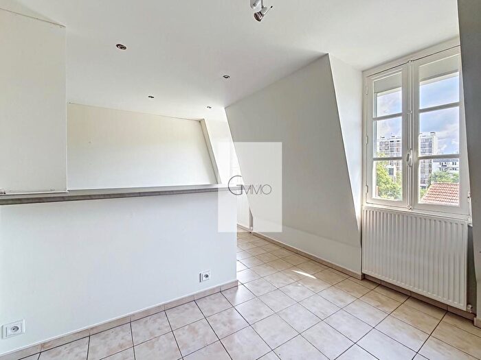 Appartement 2 pièces à Thiais, Proche Choisy, à vendre