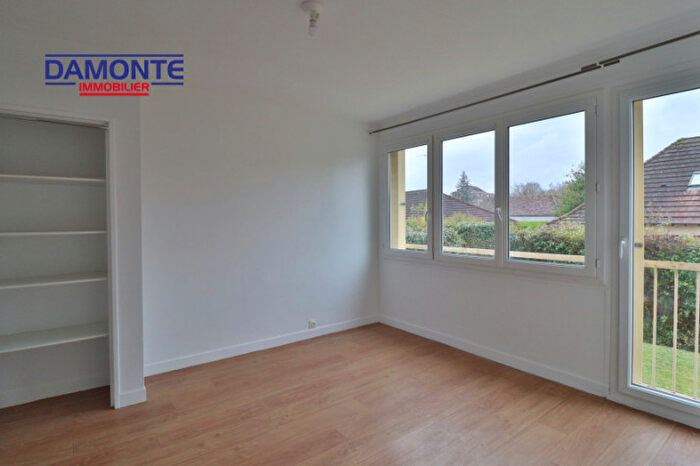 Appartement à louer - Saint-Pouange - 1 pièce