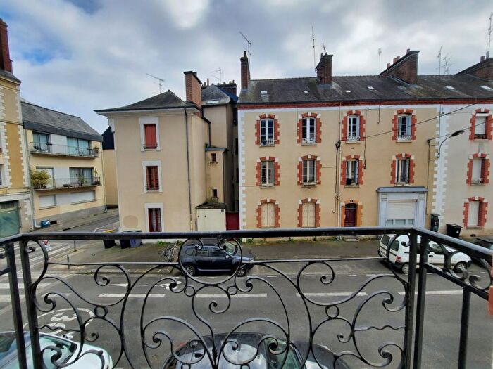 Quartiers Centre, Saint-Hélier, Gare - Appartement 1 pièce à louer