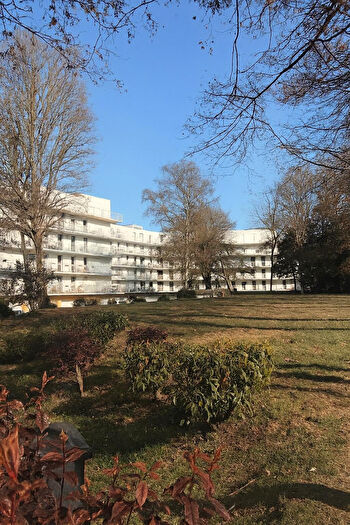 Appartement à vendre - Vaux-le-Pénil - 3 pièces - 2 chambres